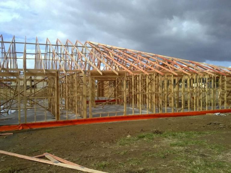 Timber Trusses | Floor & Roof Truss | King Truss